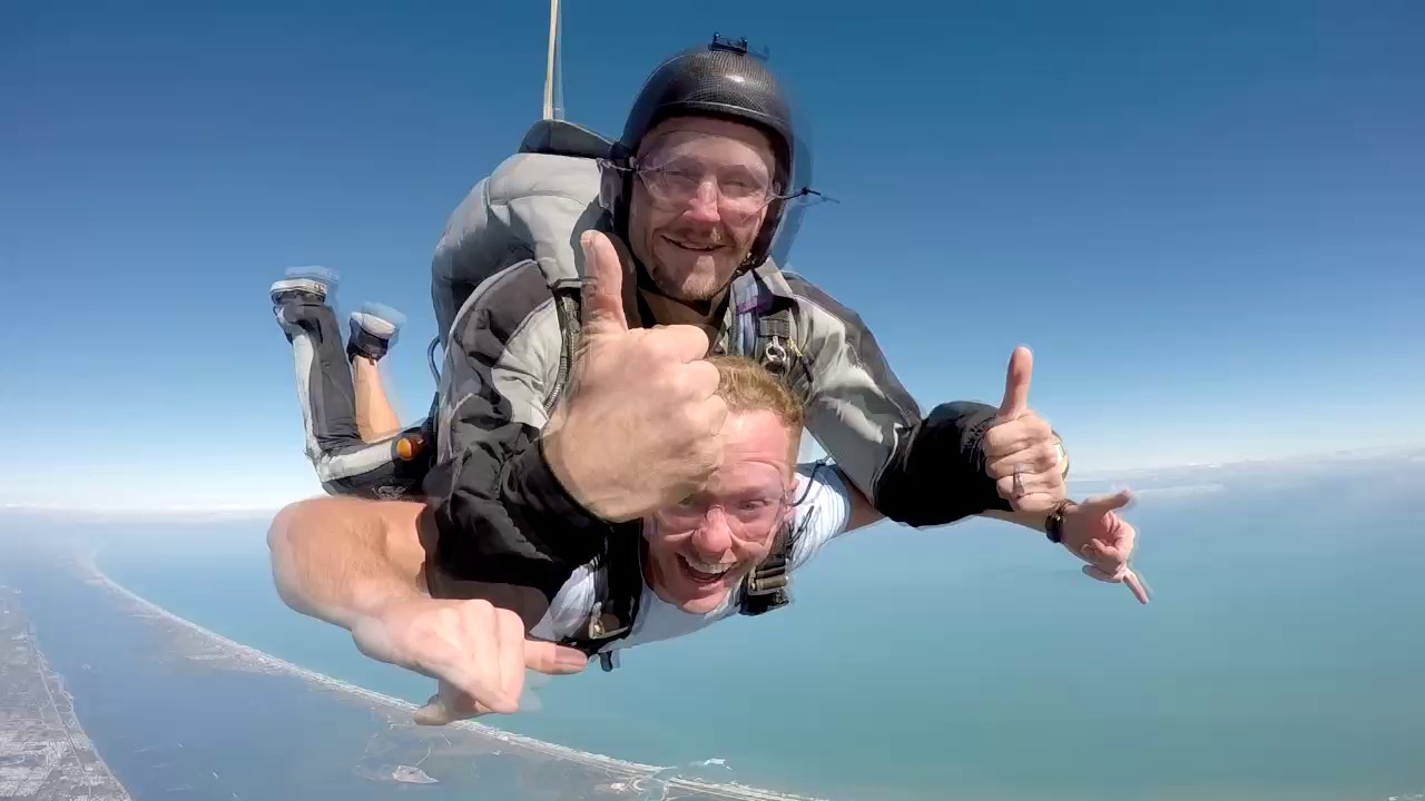 Ryan Hellriegel Skydives Sebastian with Forrest Robertson - YouTube
