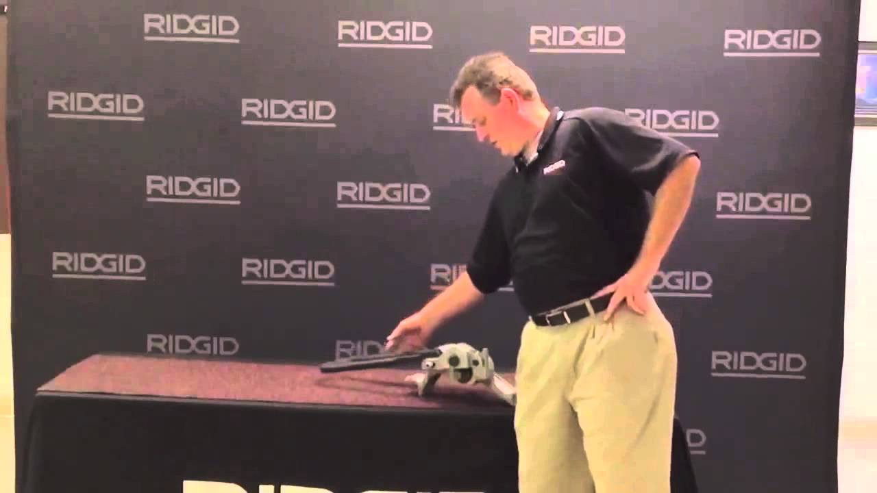 How To Use The RIDGID® 916 Roll Groover - YouTube