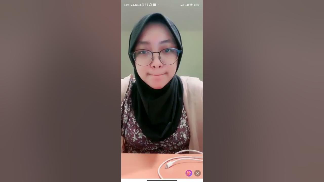 Ukhtie live cantik || solehot pemersatu bangsa - YouTube