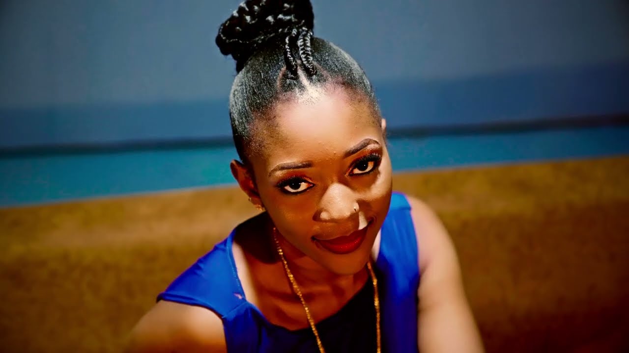 Kyree_Bailando(Official Music Video) - YouTube