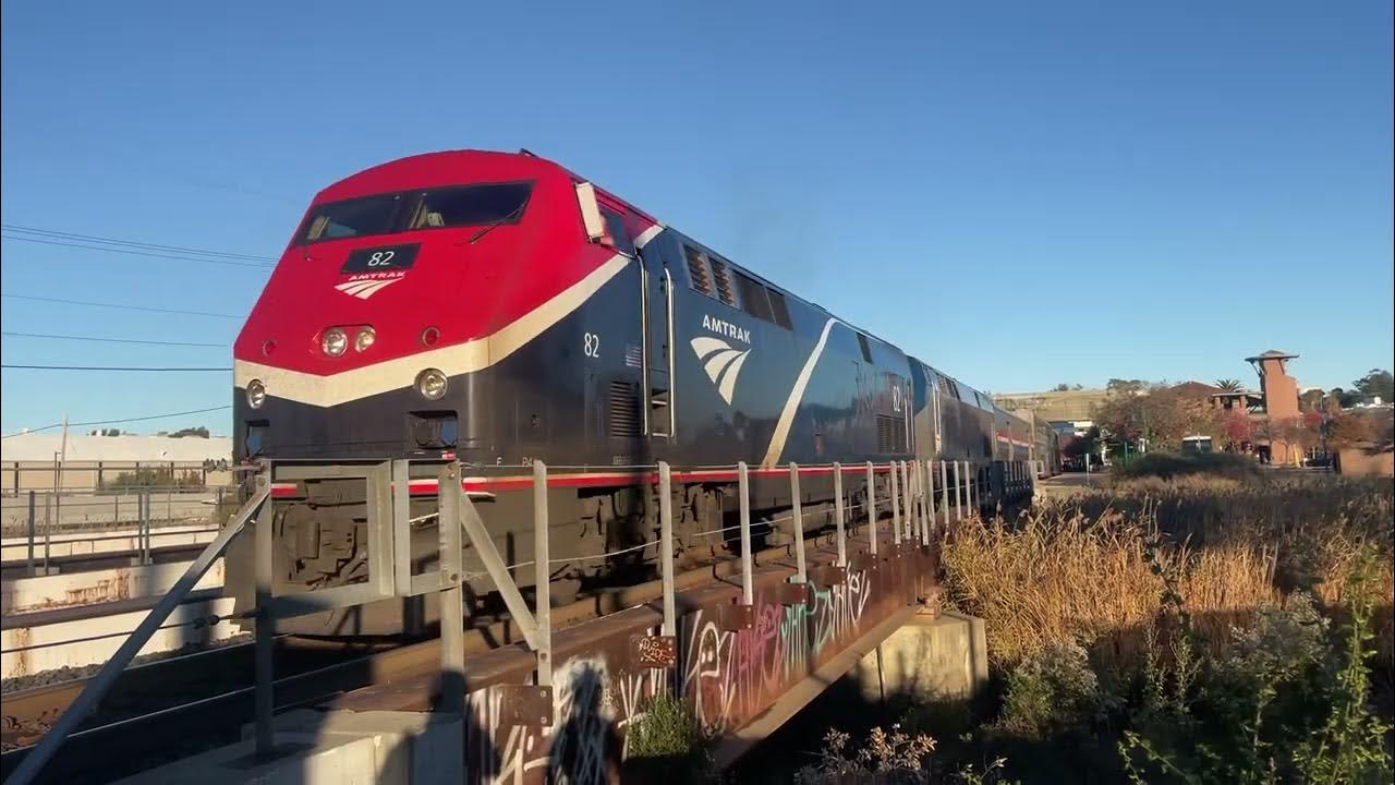 Incoming Amtrak California Zephyr 5 Departing on Track 1 at Martinez - YouTube