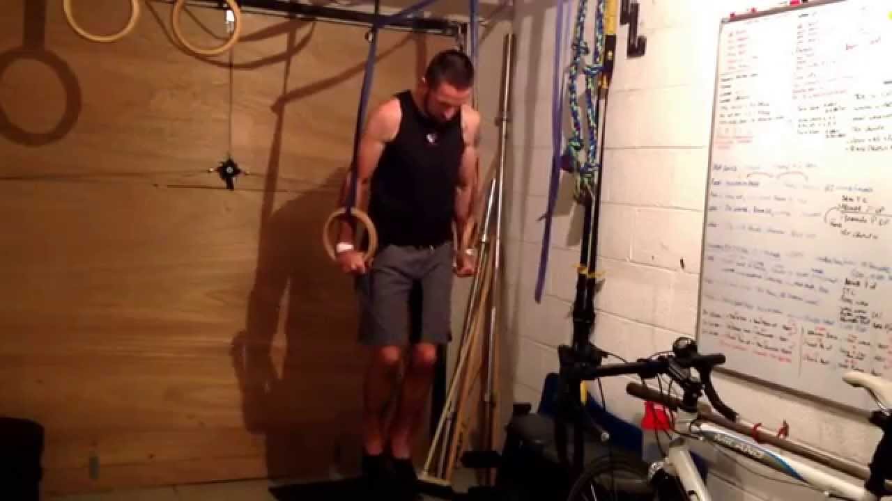Olympic ring dips into L sit position working on full tension and ...