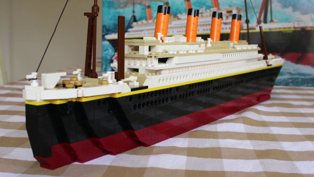 Building the Titanic... in four minutes! - YouTube