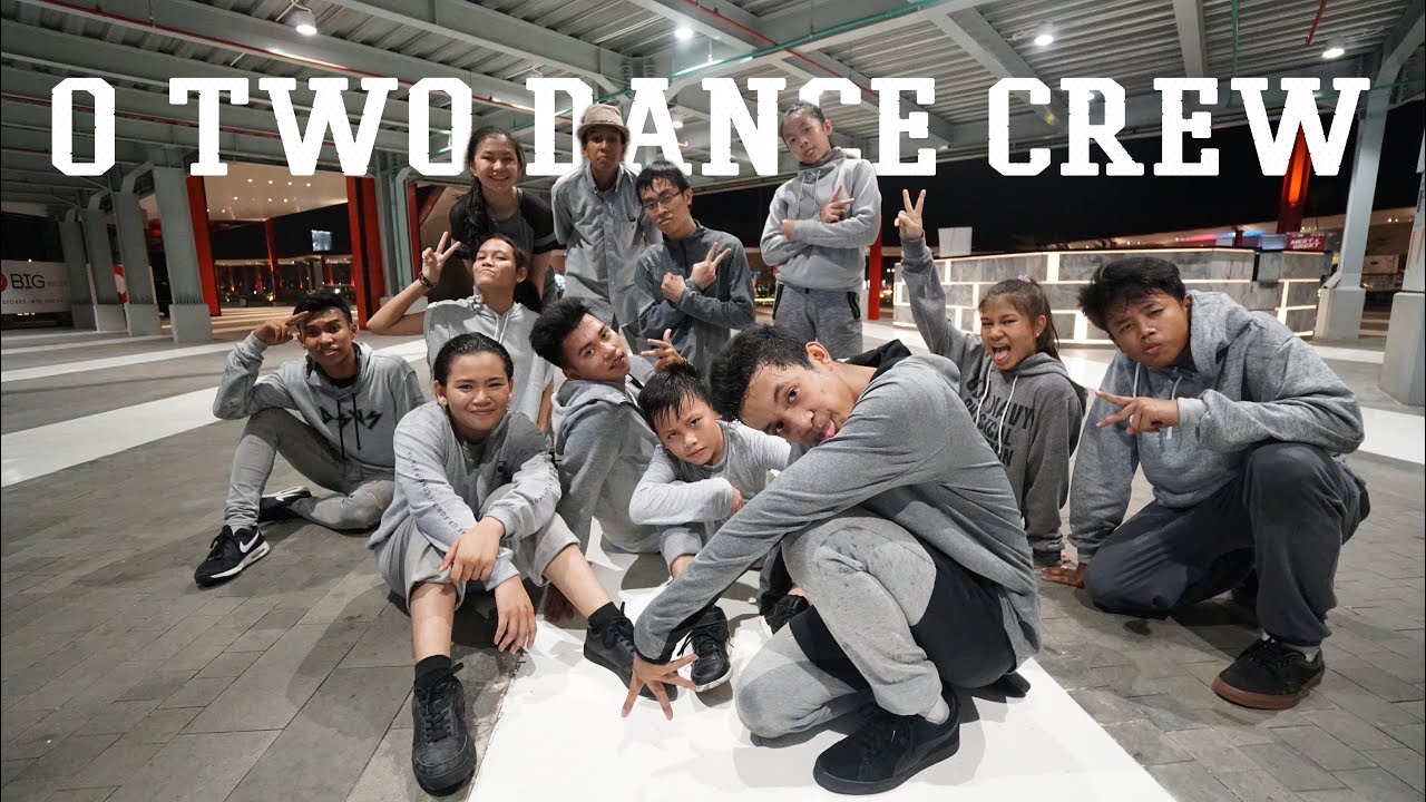 O-Two Dance Crew - CREW OF THE YEAR - #EATDBEAT2017 - YouTube