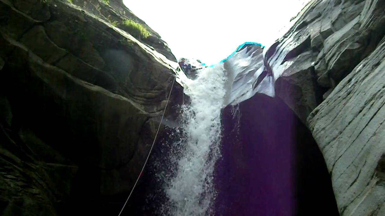 Gondo - canyoning Suisse - YouTube