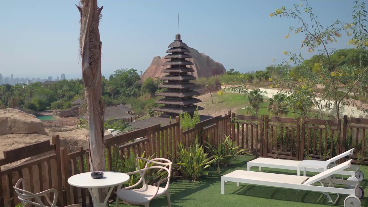 Magic Natura Animal, Water Park & Polynesian Lodge Resort - Spot ...