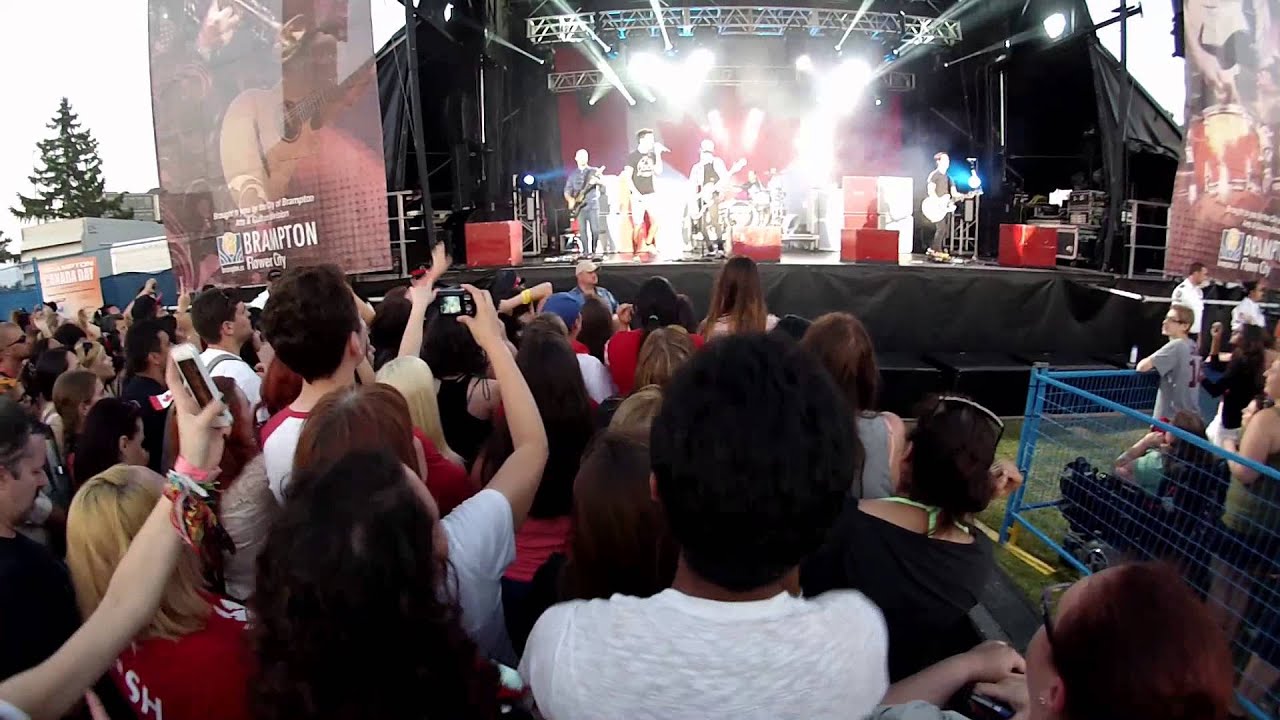 Simple Plan Canada Day Highlights HD (2014 Brampton July 1st) - YouTube