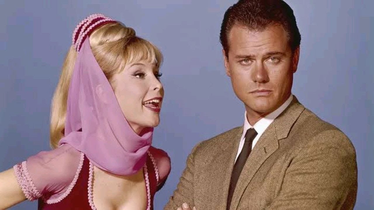 I Dream of Jeannie's Final Scene. - YouTube