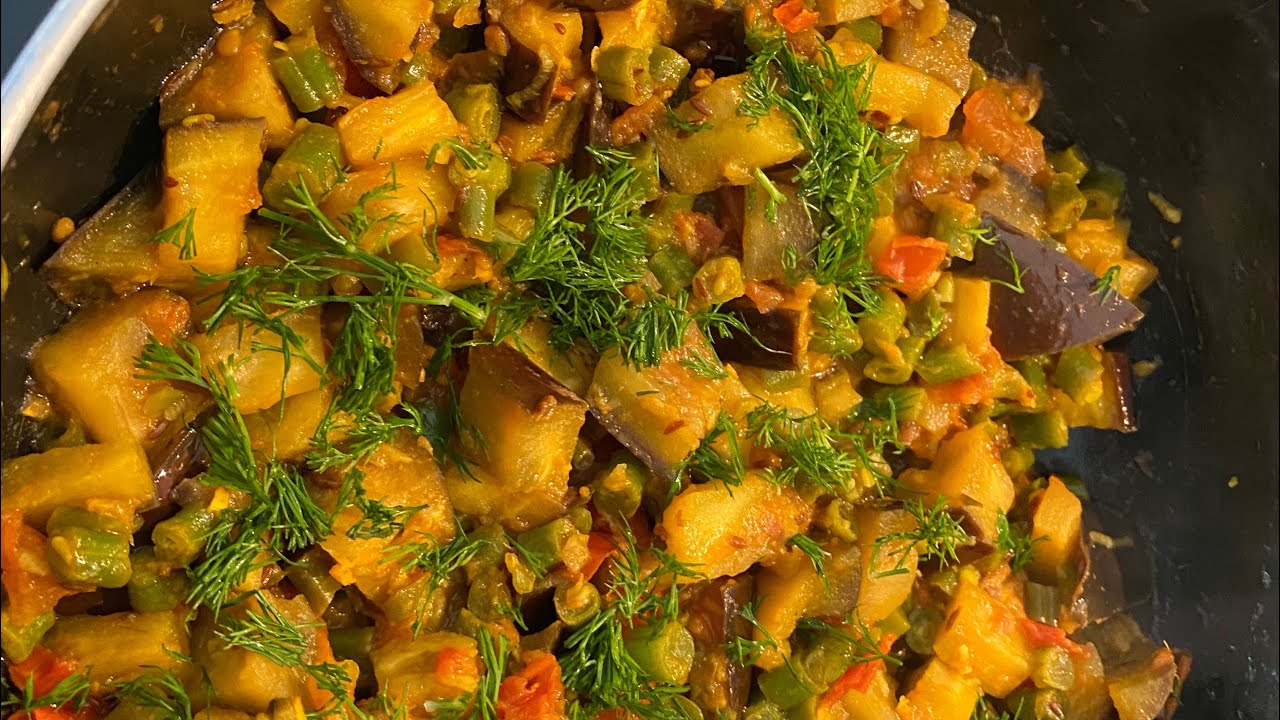 Delicious String Beans & Eggplant Curry - YouTube