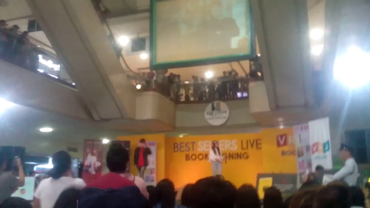 Ella cruz and julian trono performed "Tumalon" in Sta. Lucia mall - YouTube