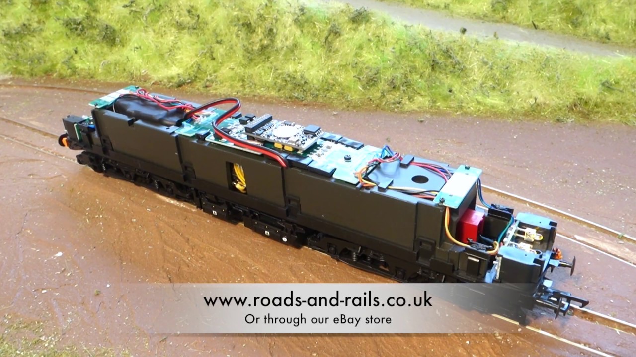 £10 DCC Sound Upgrade. Installing A Double iPhone Speaker Into Bachmann ...