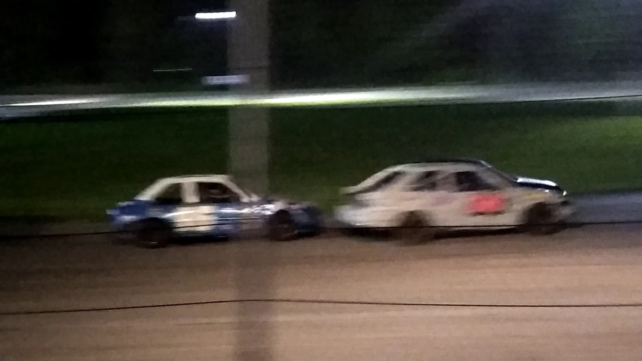 Burg stock A feature at galesburg speedway - YouTube