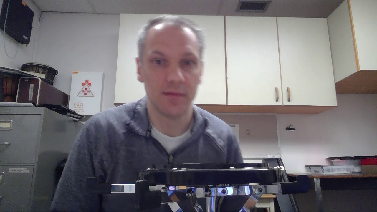 8 Percussion Basics Quarter note roll how to performance - YouTube