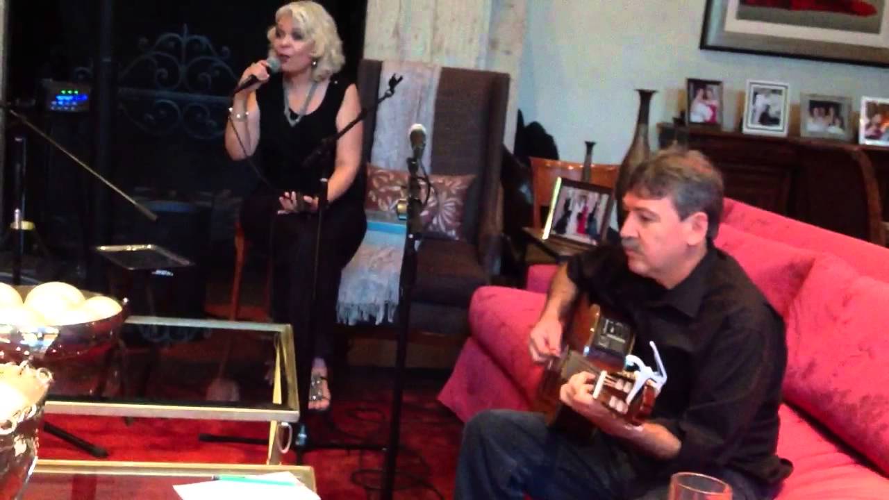 Elsa Lamas - YouTube