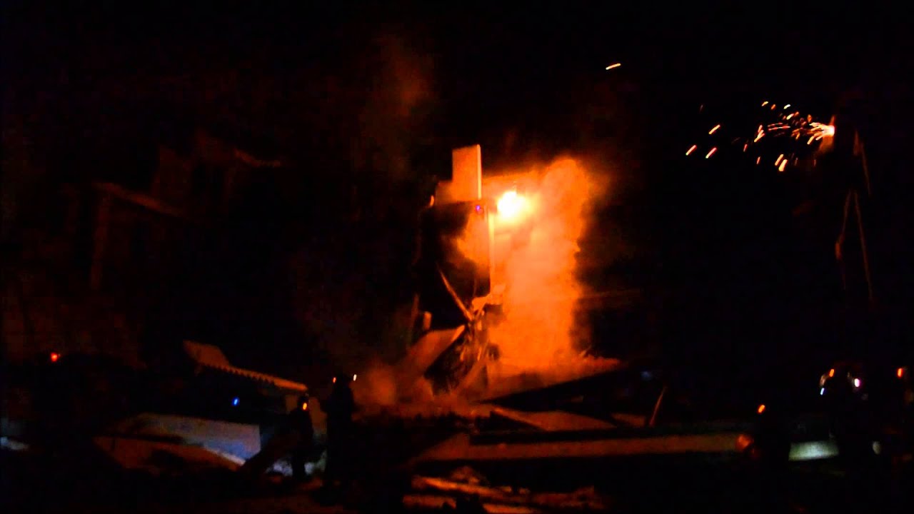 ESF-9 USAR nighttime training using E/T Light - YouTube