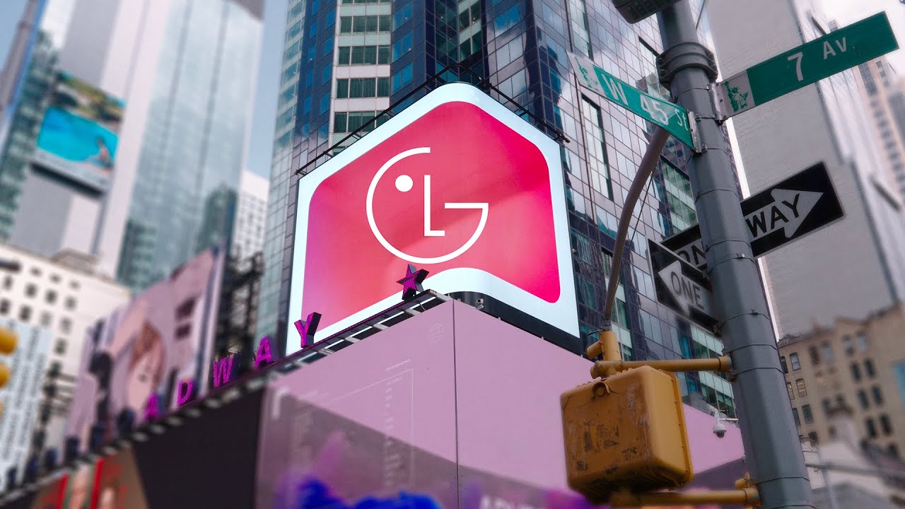 LG Italia celebra la nuova brand identity - YouTube