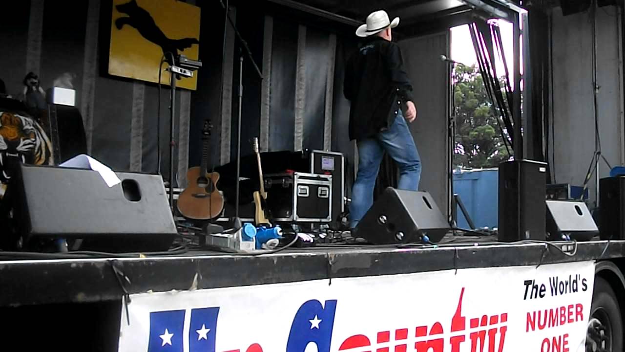 Hooray Henry - YouTube