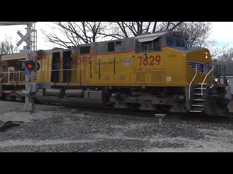 UP 7829 Letter Repaint leads M346 through Terre Haute, IN - YouTube