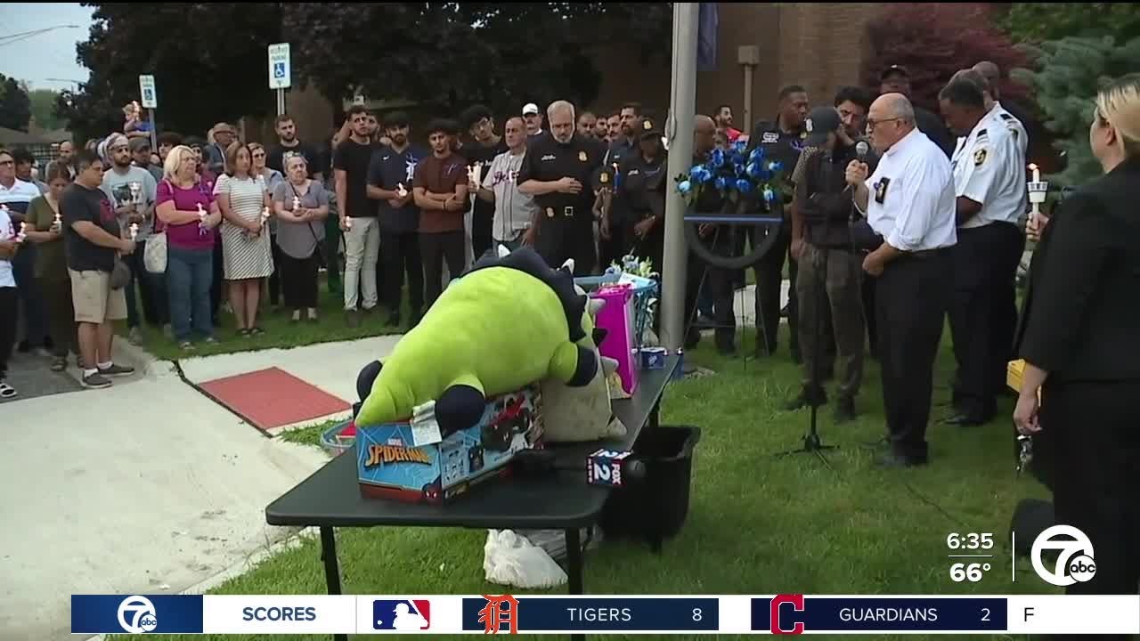 Hundreds gather to remember the life of fallen Melvindale police ...