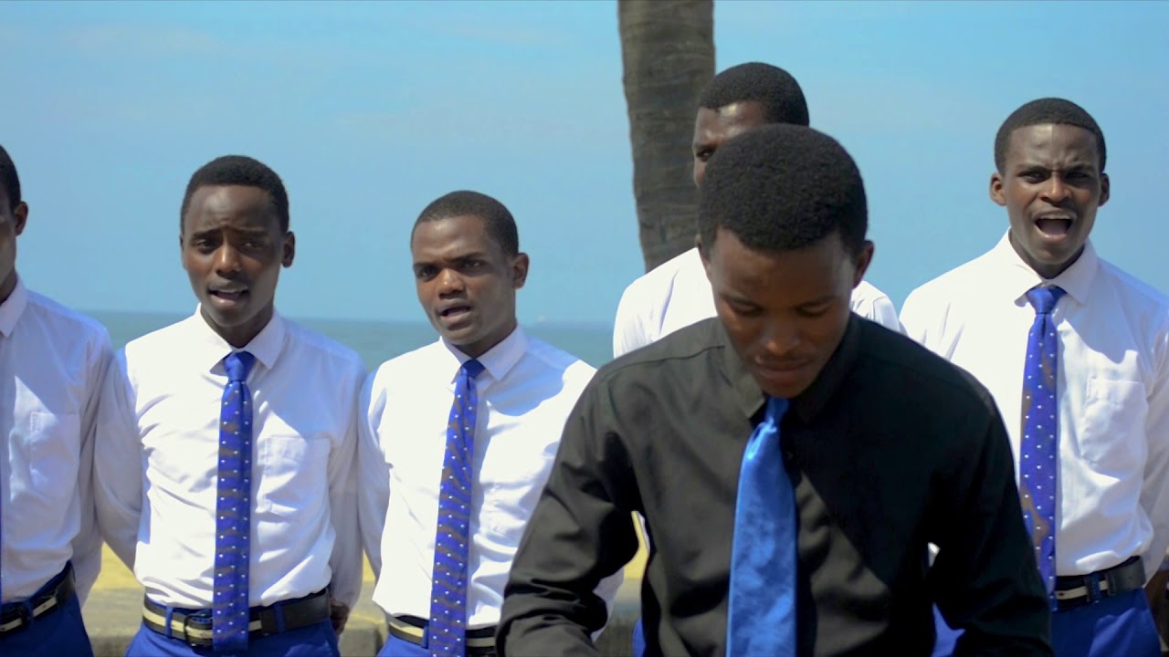 NOMBIKA BLACK BOYS - INKOLO YAMI official music video - YouTube