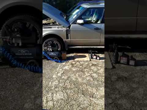 Range Rover 4.4 TDV8 DPF Clean - YouTube