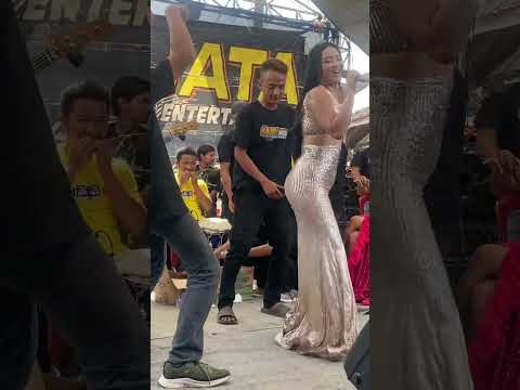 Kp dayeuh manggung Cilawu _ gelas retak cover tiara 