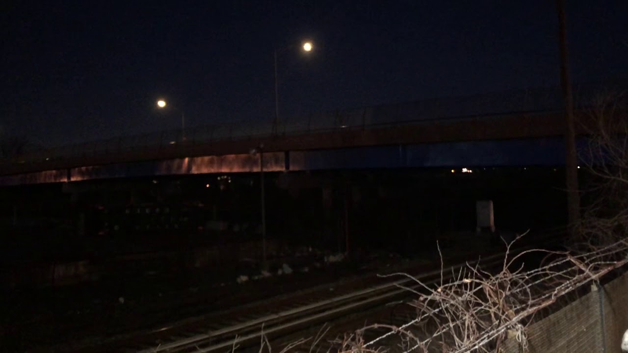 Staten Island railway Tottenville Express west bound with electrical ...
