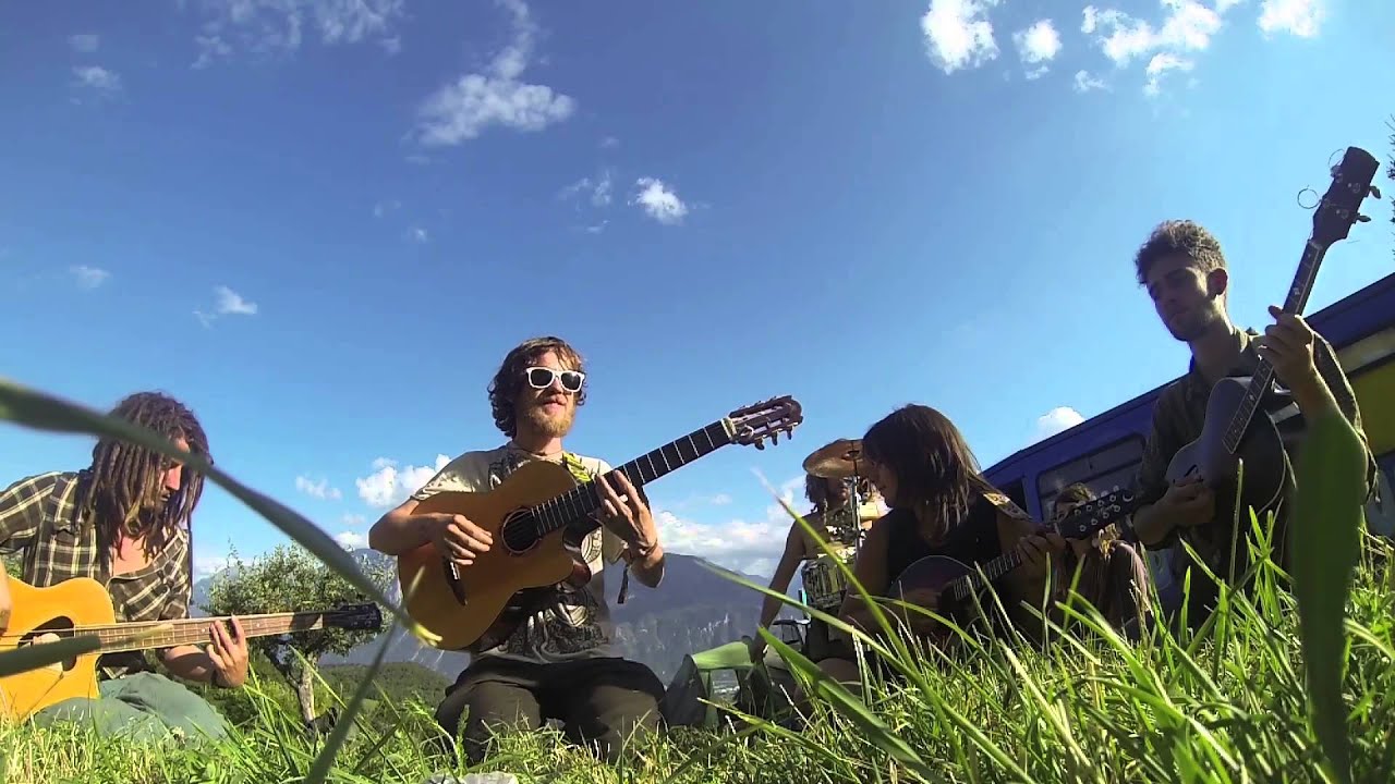 Wanderer - Duncan Disorderly & The Scallywags - Live on a Mountain ...