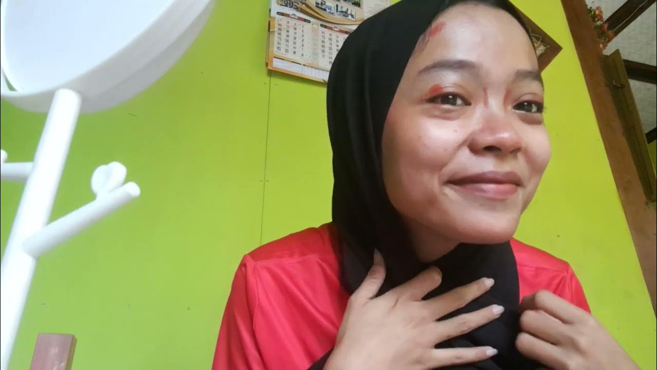 COBA MAKE UP SATU MUKA MAKE LIPSTICK ! - YouTube