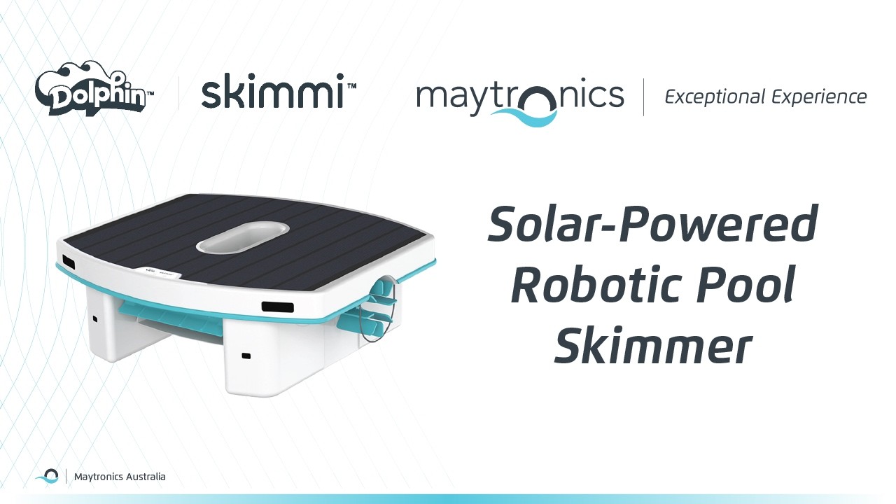 🐬 Maytronics Dolphin Skimmi Solar-Powered Robotic Skimmer 💦 - YouTube