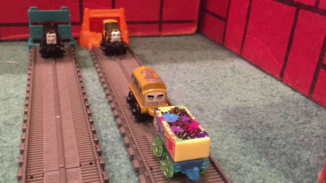 Thomas Mini Short - Pinch-less - YouTube