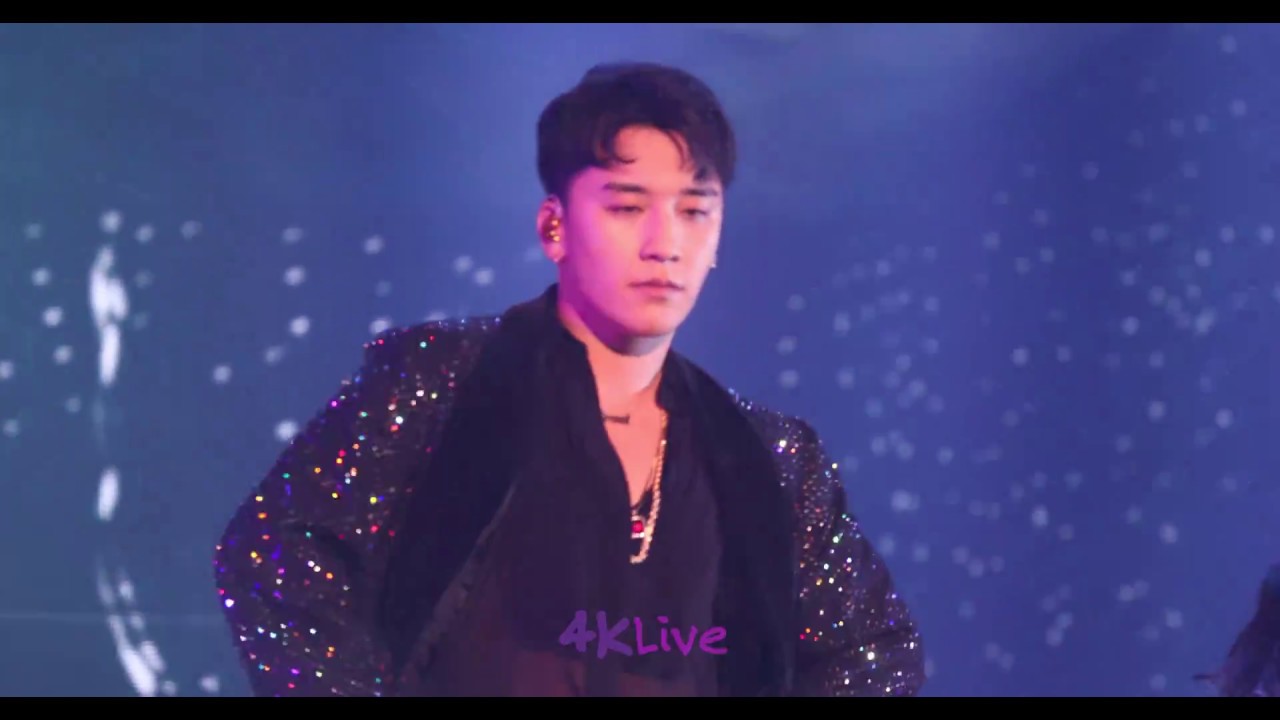 20180815 SEUNGRI Solo Concert Daegu Alone スンリ 승리 4KLive - YouTube
