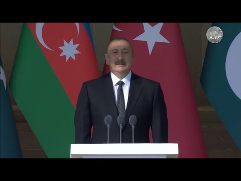 Prezident İlham Əliyev Vətən müharibəsində Qələbənin 5 illiyi münasibətilə Hərbi Paradda çıxışı