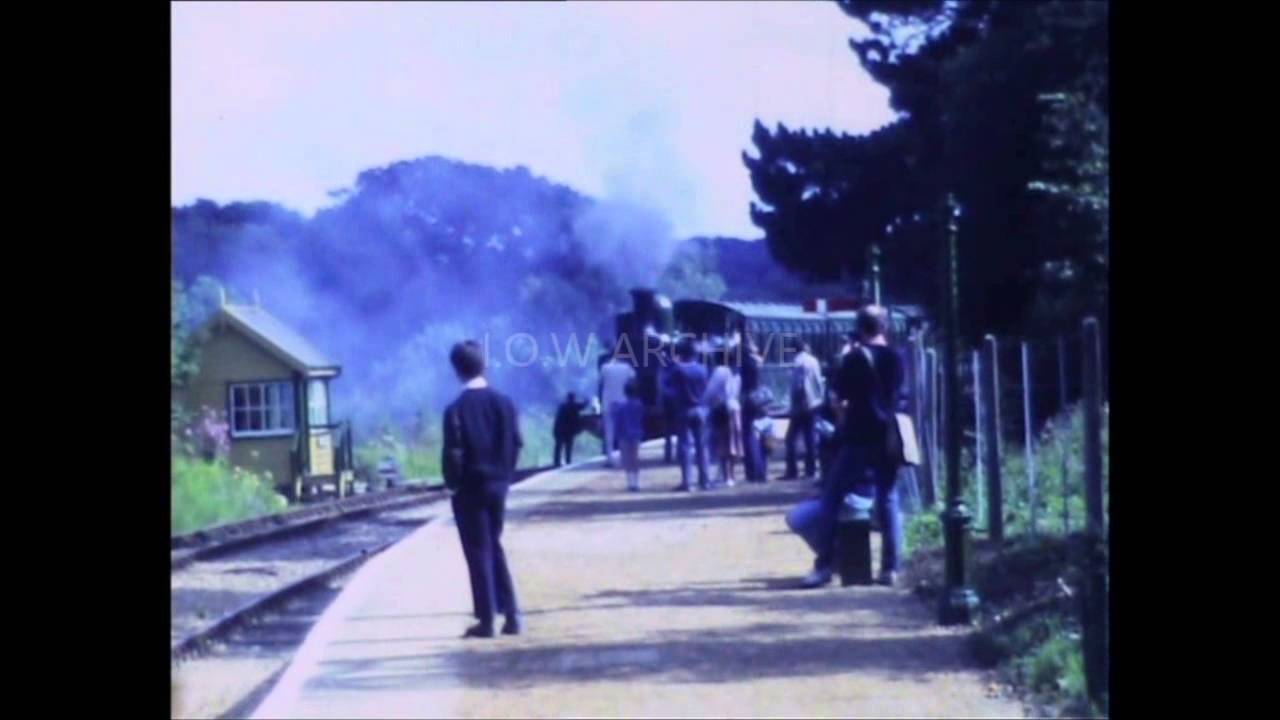 📽 wootton railway station - august 1986 - isle of wight steam railway ...