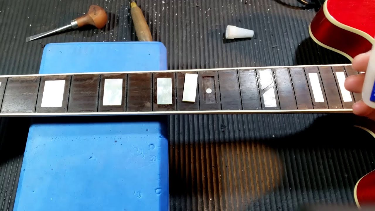 Instalación de inlays y binding | Epiphone Dot - YouTube