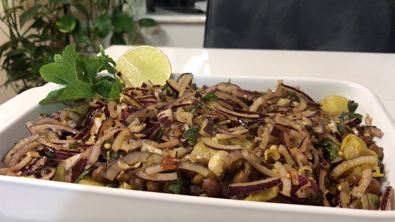 Chola Bhuna Recipe | Shahi/Shahee Aloo Chana | Chola Boot Vuna Chaat ...
