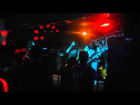 DECESOR - SADOMANIA (EN VIVO)