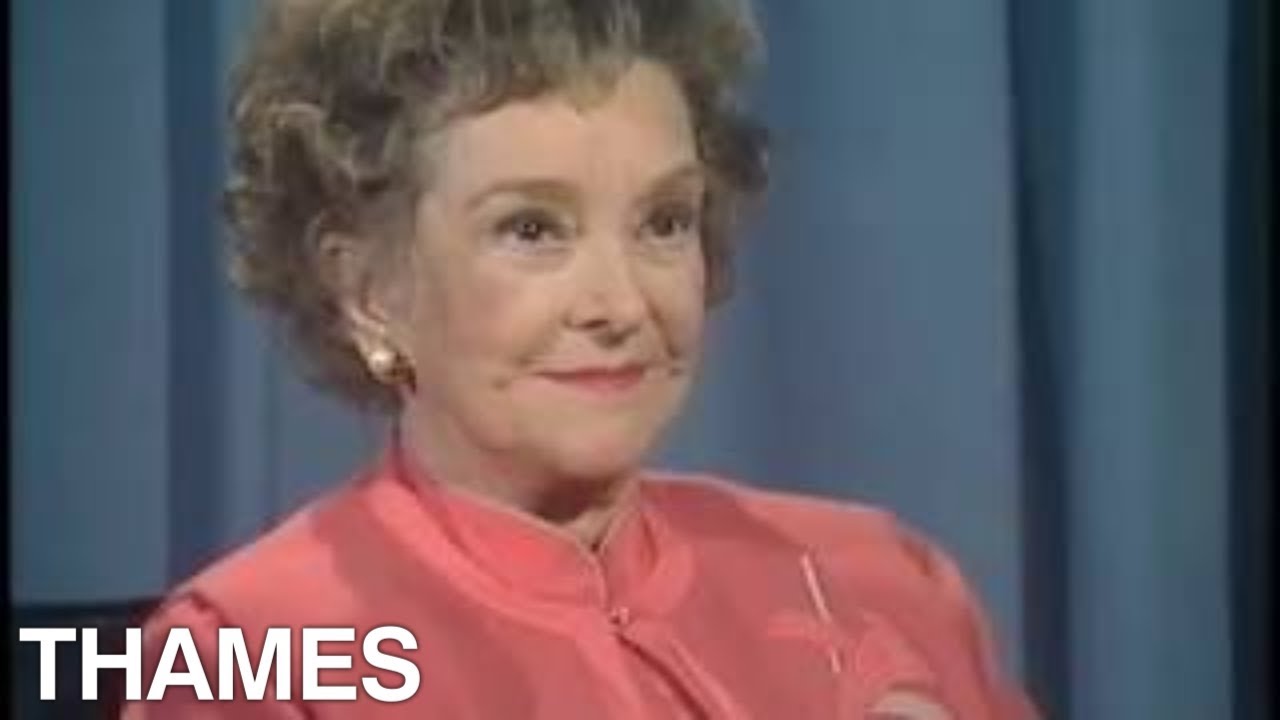 Beryl Reid interview | Talking Personally | 1986 - YouTube