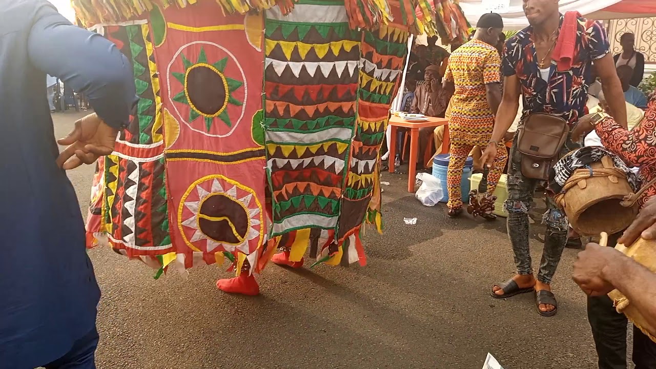 IJELE MASQUERADE TAKES THE FLOOR AT OVALA 2020 - YouTube