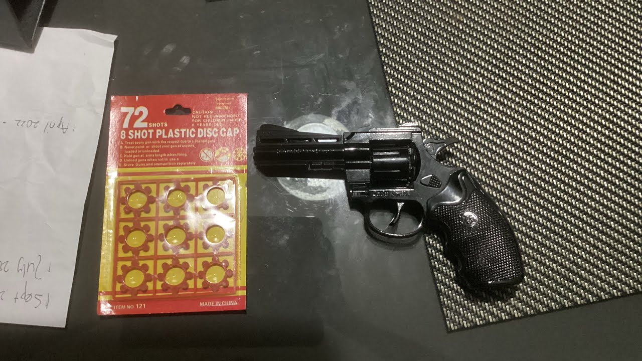Cap gun review 🔫 357. Magnum cap gun - YouTube
