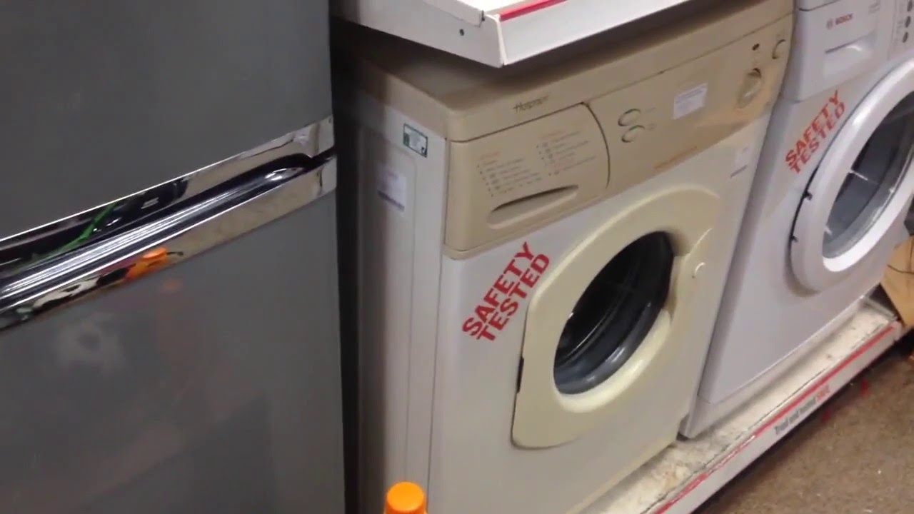 Hotpoint WM62N Aquarius 1000 (11/97) in Hounslow BHF - YouTube