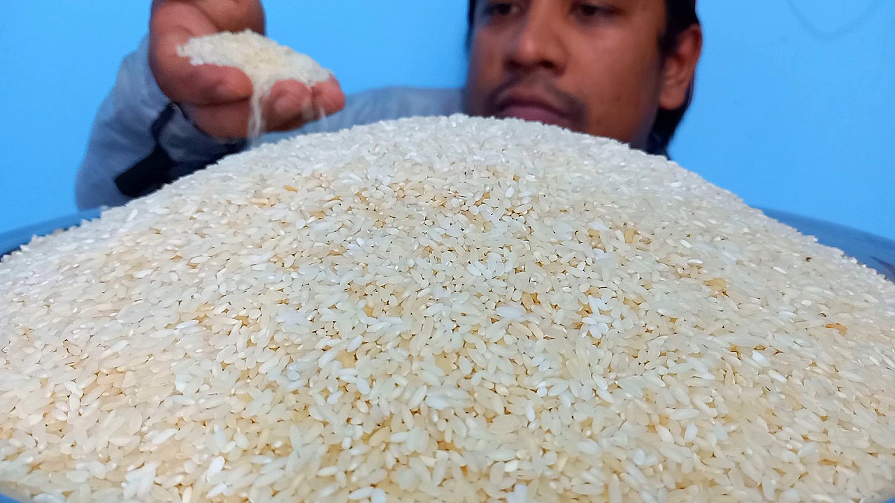 HARD RAW RICE EATING ASMR WITH HANDS | RAW RICE EATING | HARD RAW RICE ...