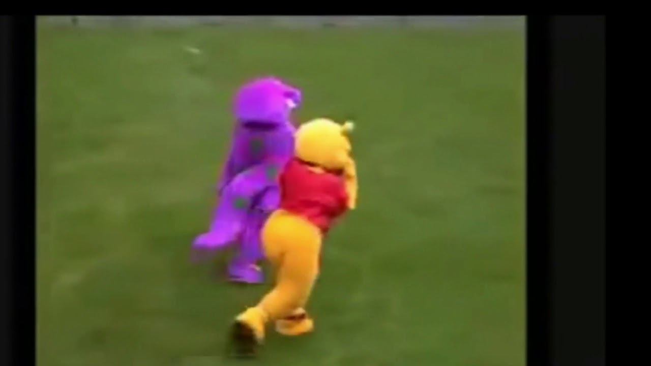 Wennie vs Barney vs shrek - YouTube