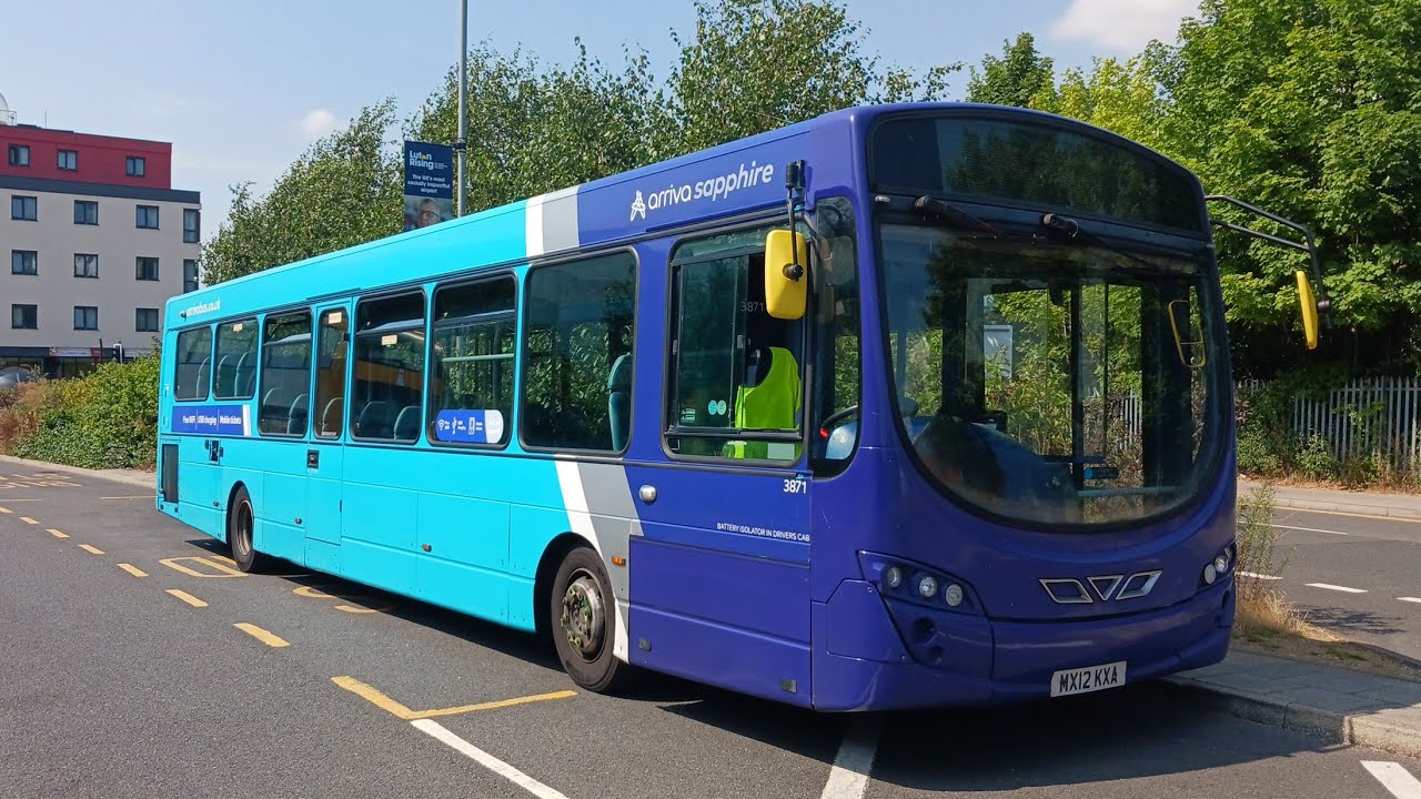 *FULL KICKDOWN + THRASH* Arriva The Shires Wright Pulsar 2/VDL SB200 ...