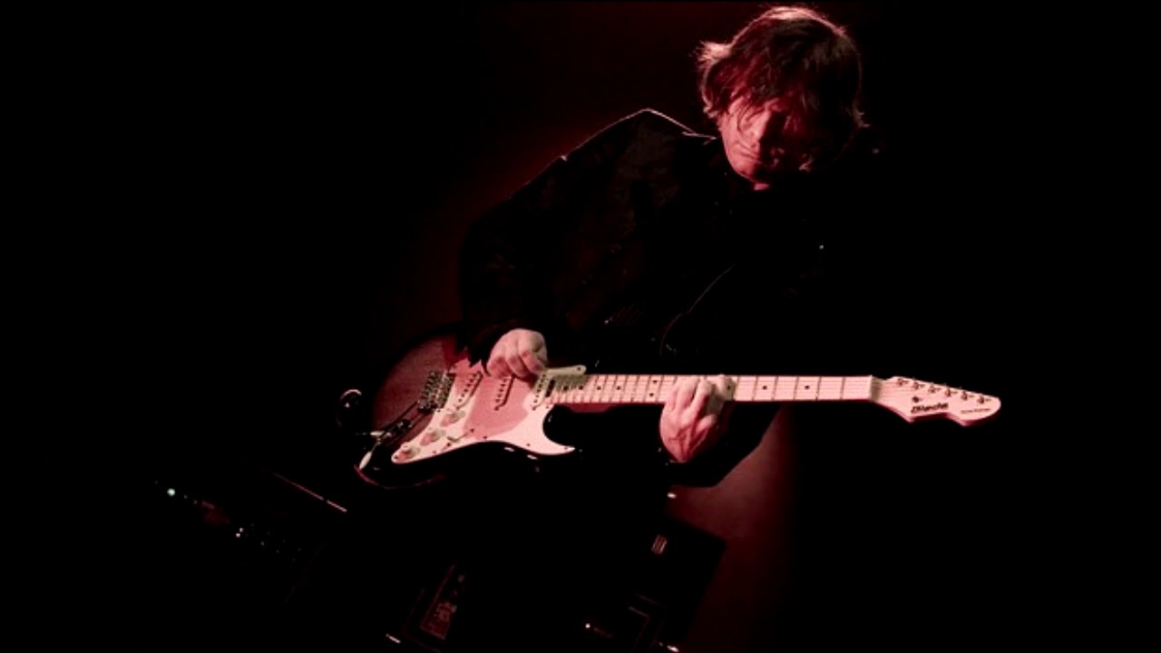 Nick McCabe (The Verve) - Lucky Man Into a Neon Wilderness - YouTube