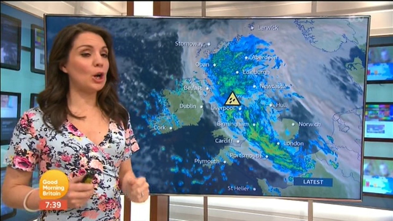 Laura Tobin GMB Weather 2017 06 06 - YouTube