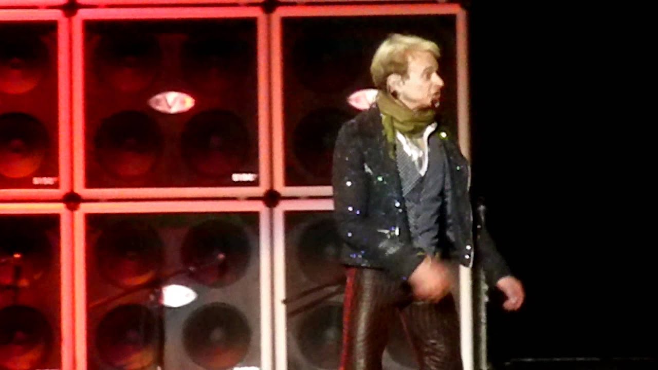 Van Halen - Running With The Devil - Live HD - YouTube
