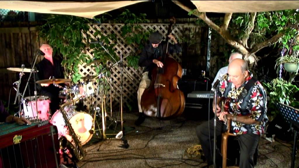 Johnny Nicol. Feat. Kenny Kitching, Sleepwalk - YouTube