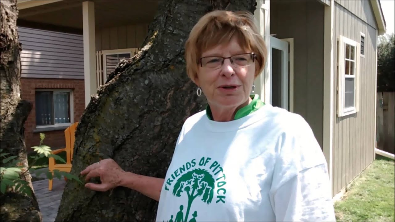 Friends of Pittock - Victoria Day Parade Interviews Photos - YouTube