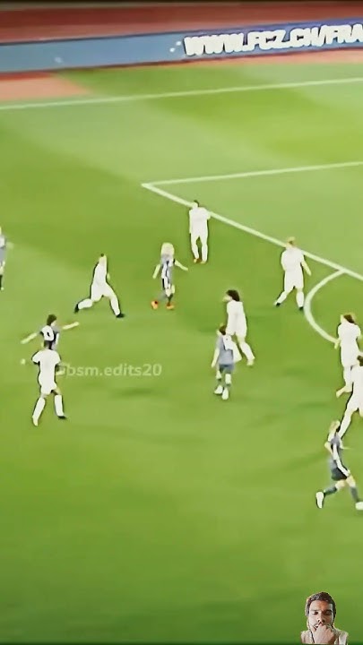 Girls vs boys football #football #edit #shorts - YouTube